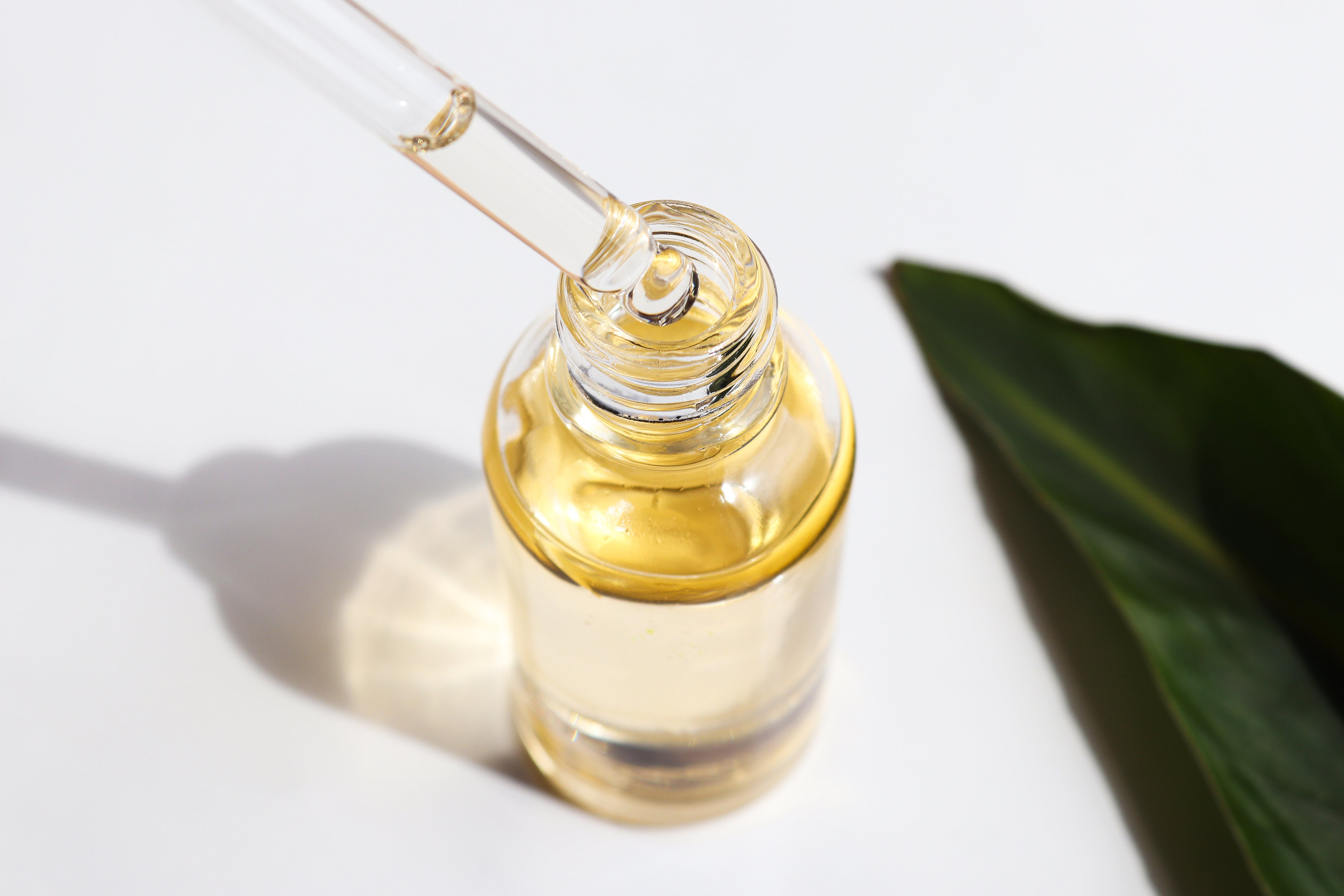 What Is CBD ( Cannabidiol ) ? - A Comprehensive Guide